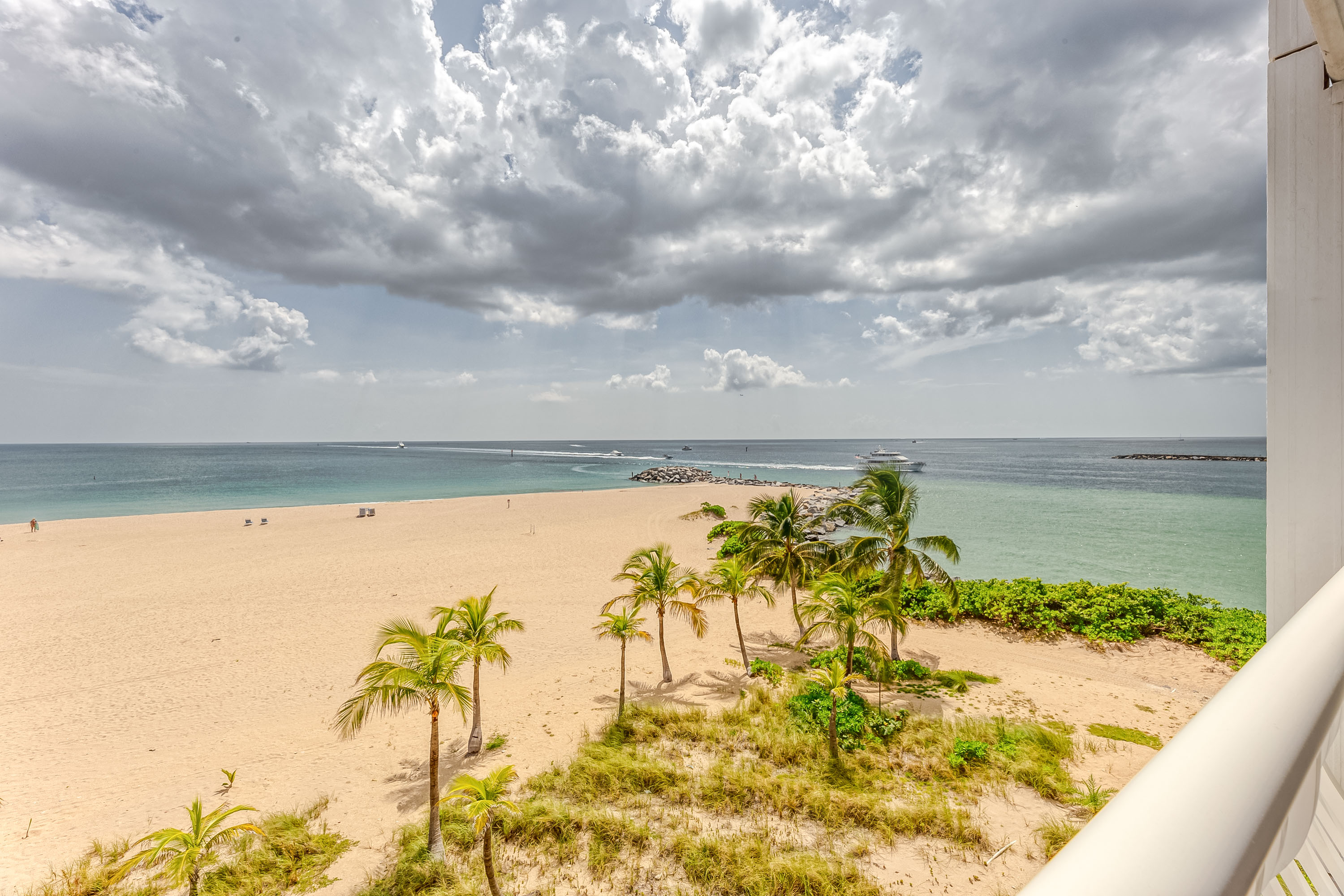 RARELY AVAILABLE & AMAZING N.E. CORNER “BEACH HOUSE” AT POINT OF ...